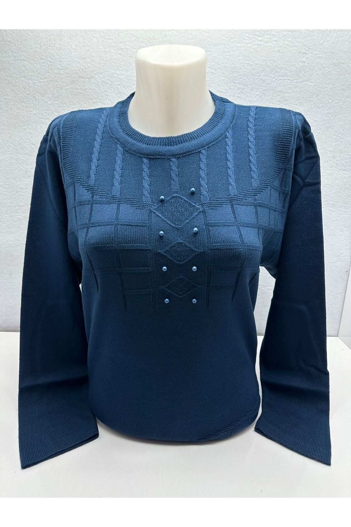 SEFER TRİKO KABARTMA KENDİNDEN DESENLİ TAŞ BONCUK DETAYLI LİKRALI ...