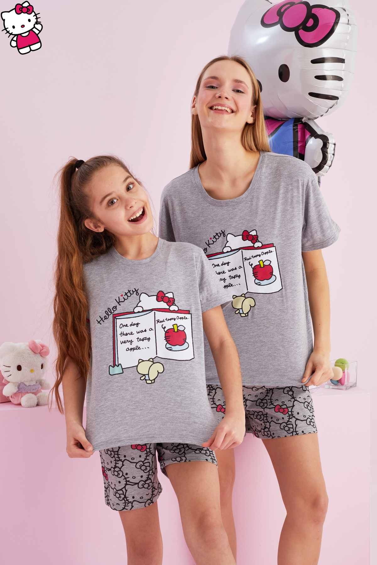 Siyah İnci Hello Kitty Lisanslı %100 Pamuk Gri Çok Renkli Bisklet Yaka ...