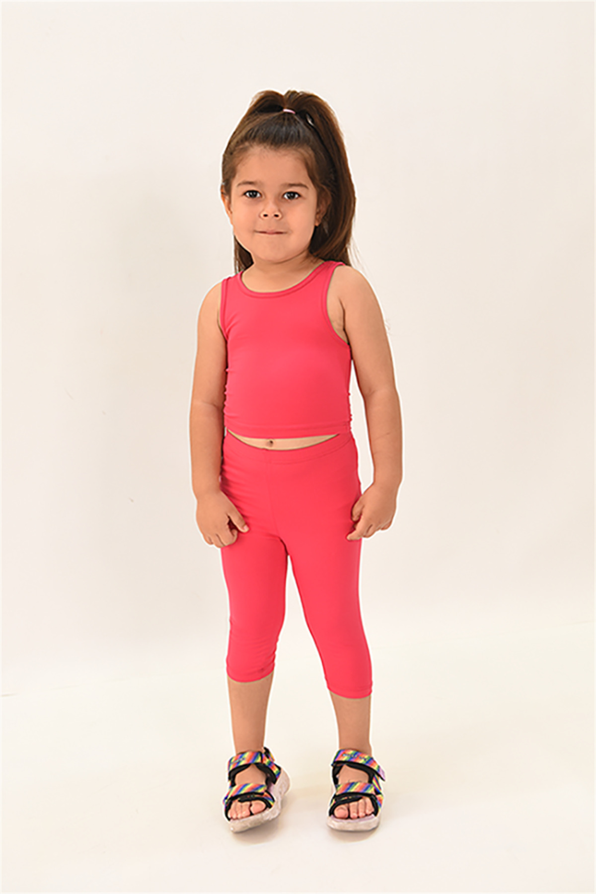 LUESS Kız Çocuk Yumuşak Likralı Kumaş Crop Tayt Takım Fiyatı, Yorumları ...