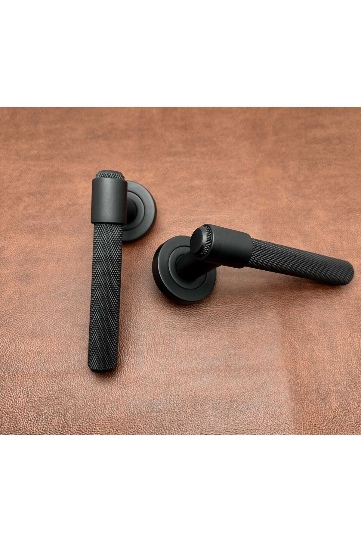 KOLDOOR Özen Handles ZK62 Posh Punch Mat Siyah Rozetli Oda Kapı Kolu 1 ...