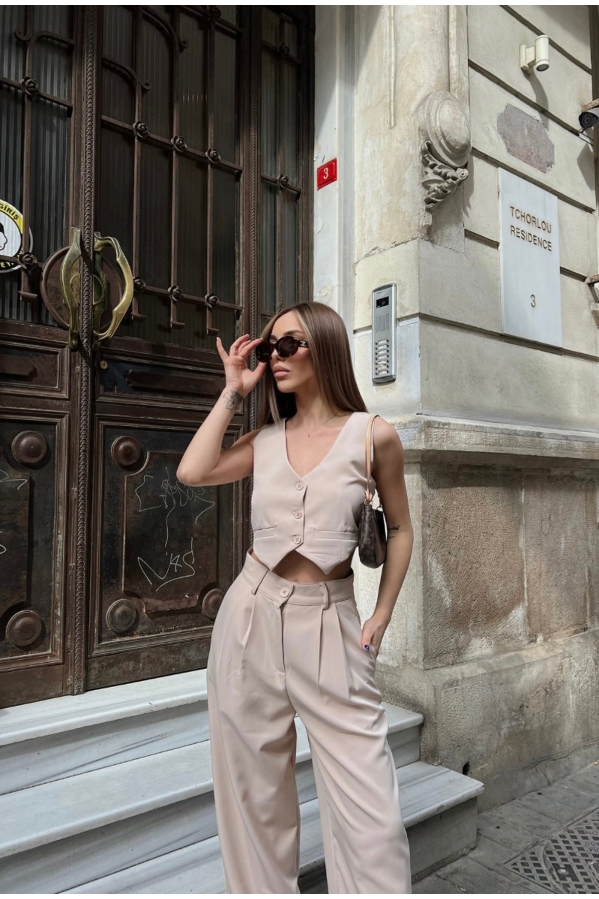 FMN Moda Fmn Kadın Crop Yelek Bol Paça Düğmeli Pantolon Alt Üst Takım ...