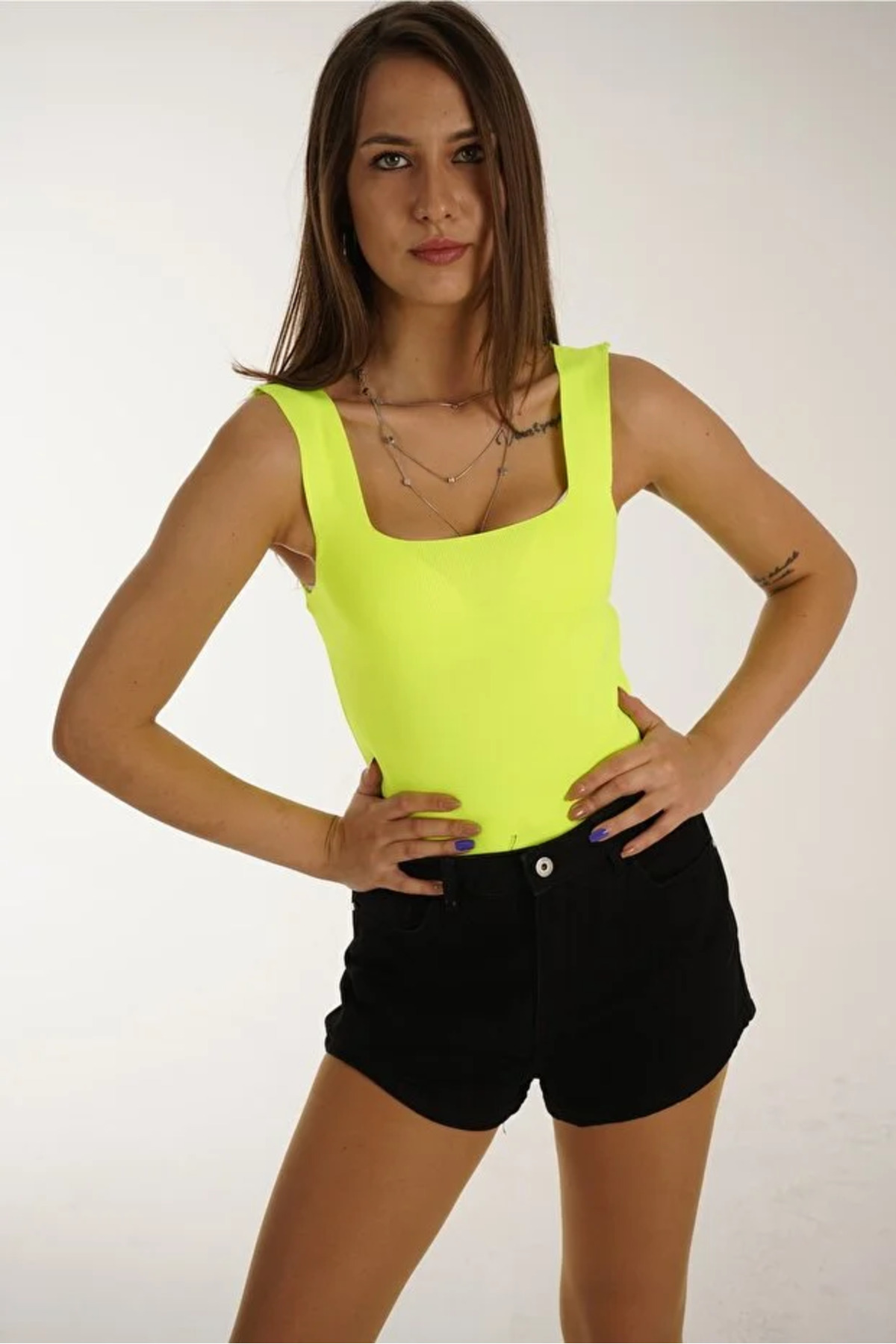 NEW JOURNAL Kadın Neon Sarı Kare Yaka Likralı Triko Bluz Fiyatı ...