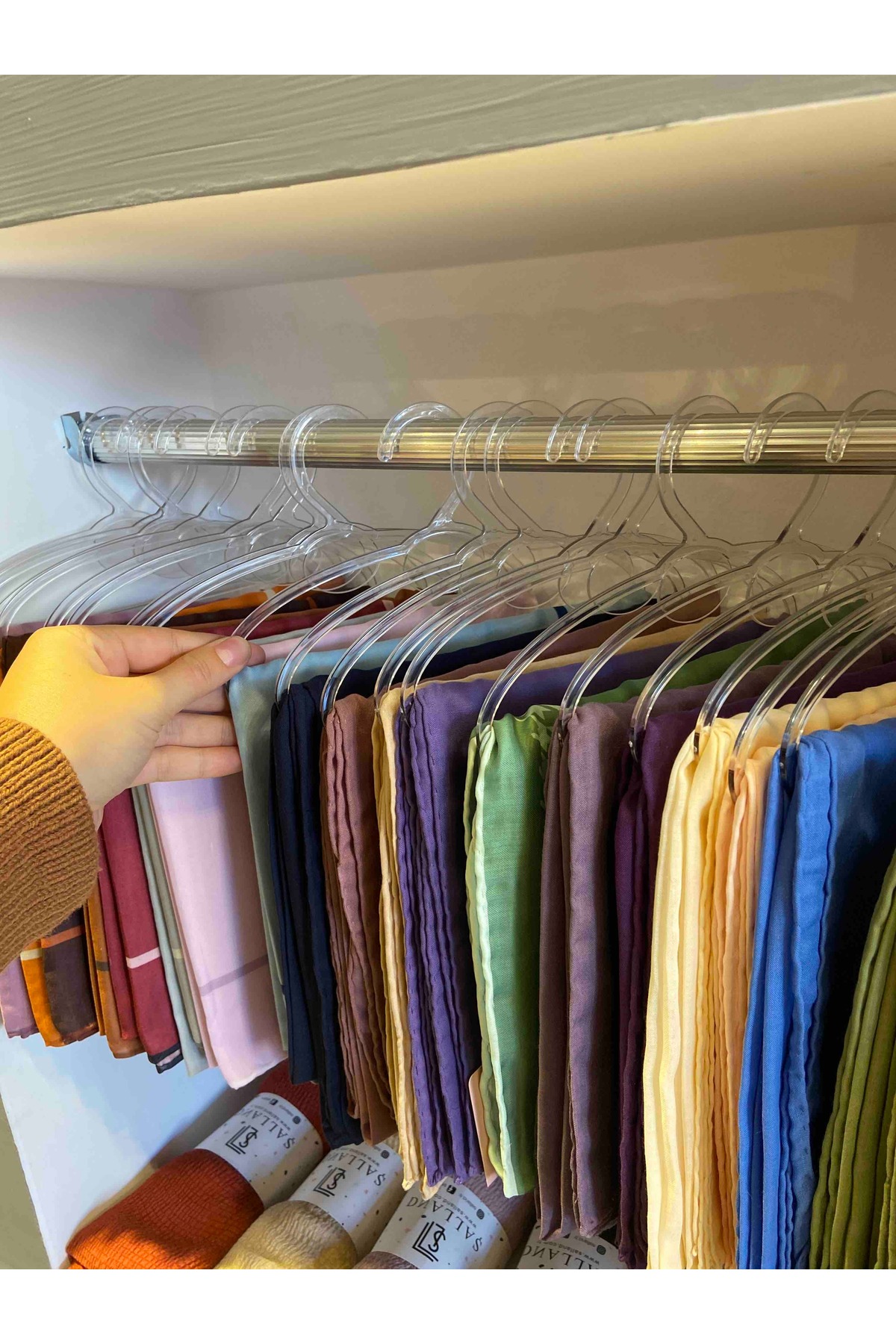 Askıcı Şal Askısı Normal Boy 50 Adet Kristal Fiyatı, Yorumları - Trendyol