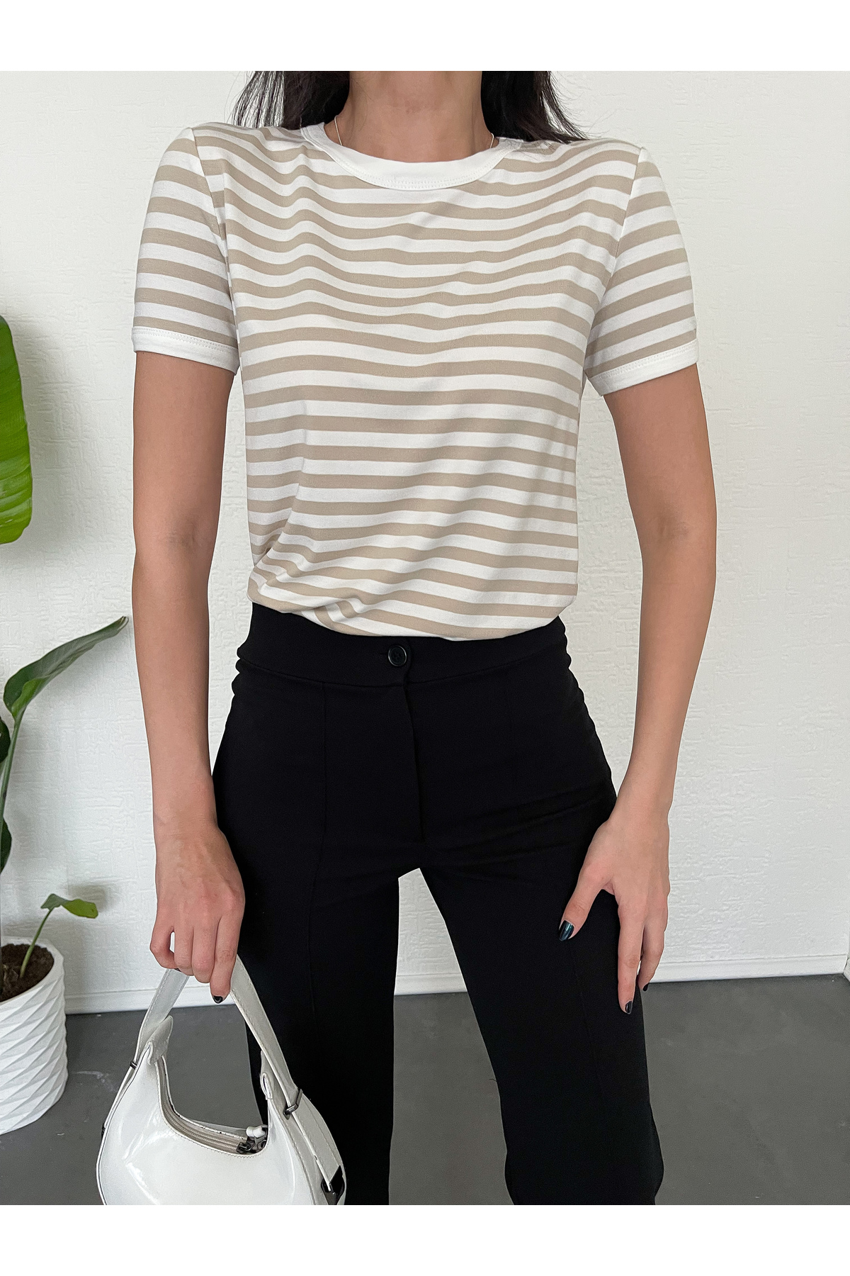 Curve Studio ÇİZGLİ BASIC TİŞÖRT Fiyatı, Yorumları - Trendyol