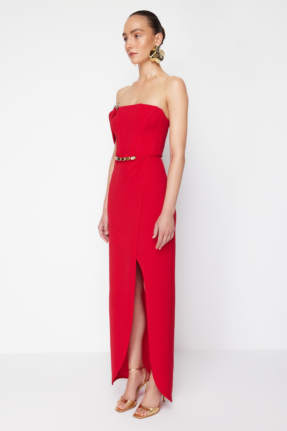 Trendyol Collection Zeynep Tosun Rotes Langes Abendkleid Wickelkleid