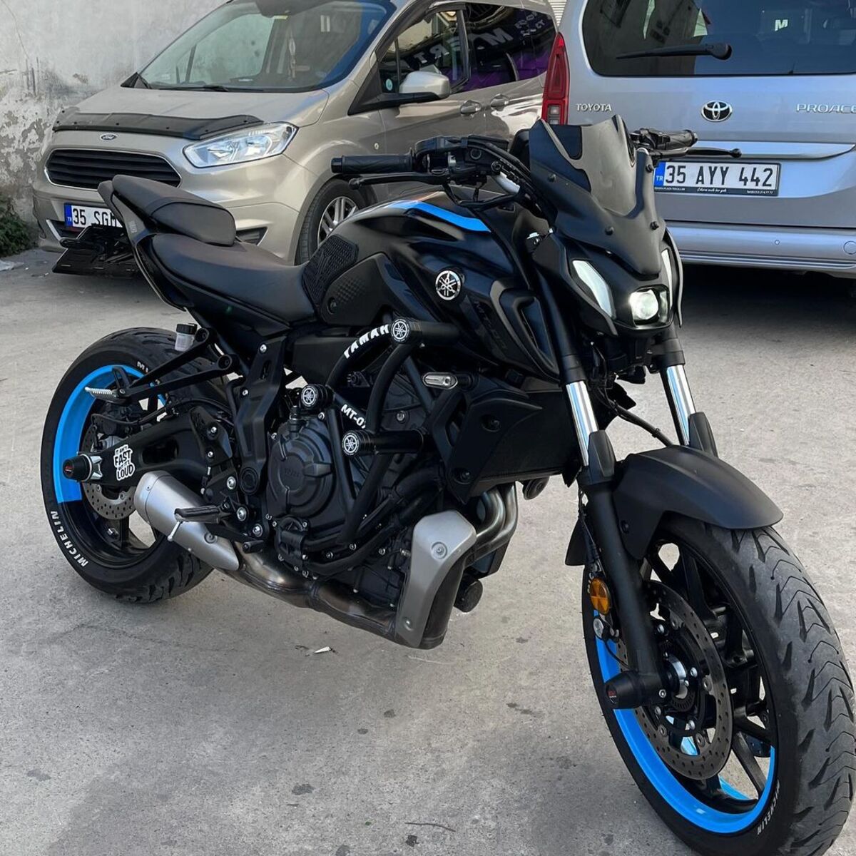 Mert YAMAHA MT07 mat siyah KORUMA DEMİRİ TAKOZ STUNT DEMİRİ Fiyatı ...