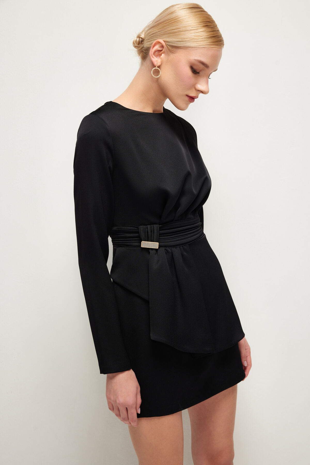 adL Night Zoom Asimetrik Mini Elbise Fiyatı, Yorumları - Trendyol