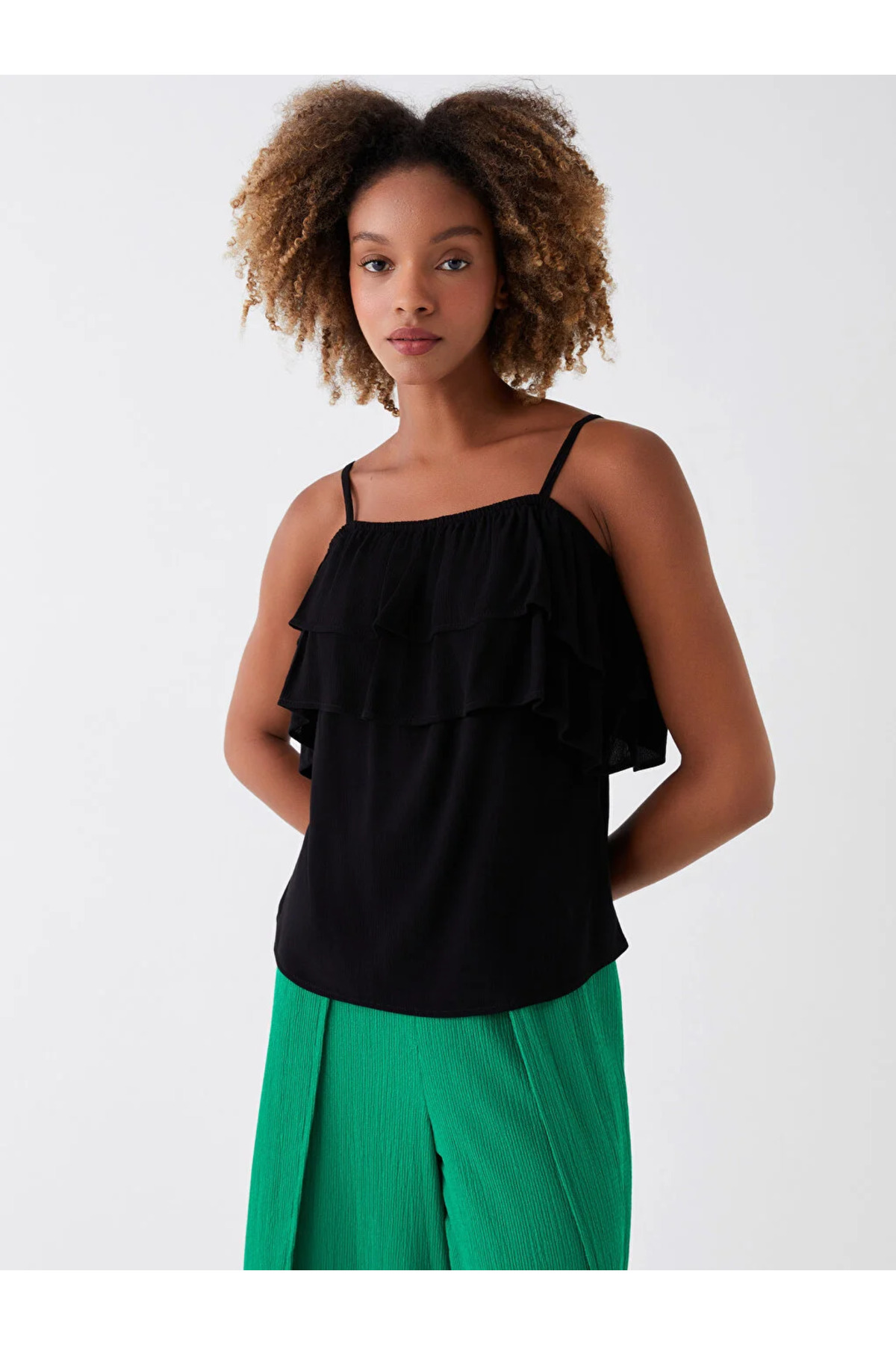 LC Waikiki LCW Vision Kayık Yaka Düz Askılı Kadın Bluz Fiyatı ...