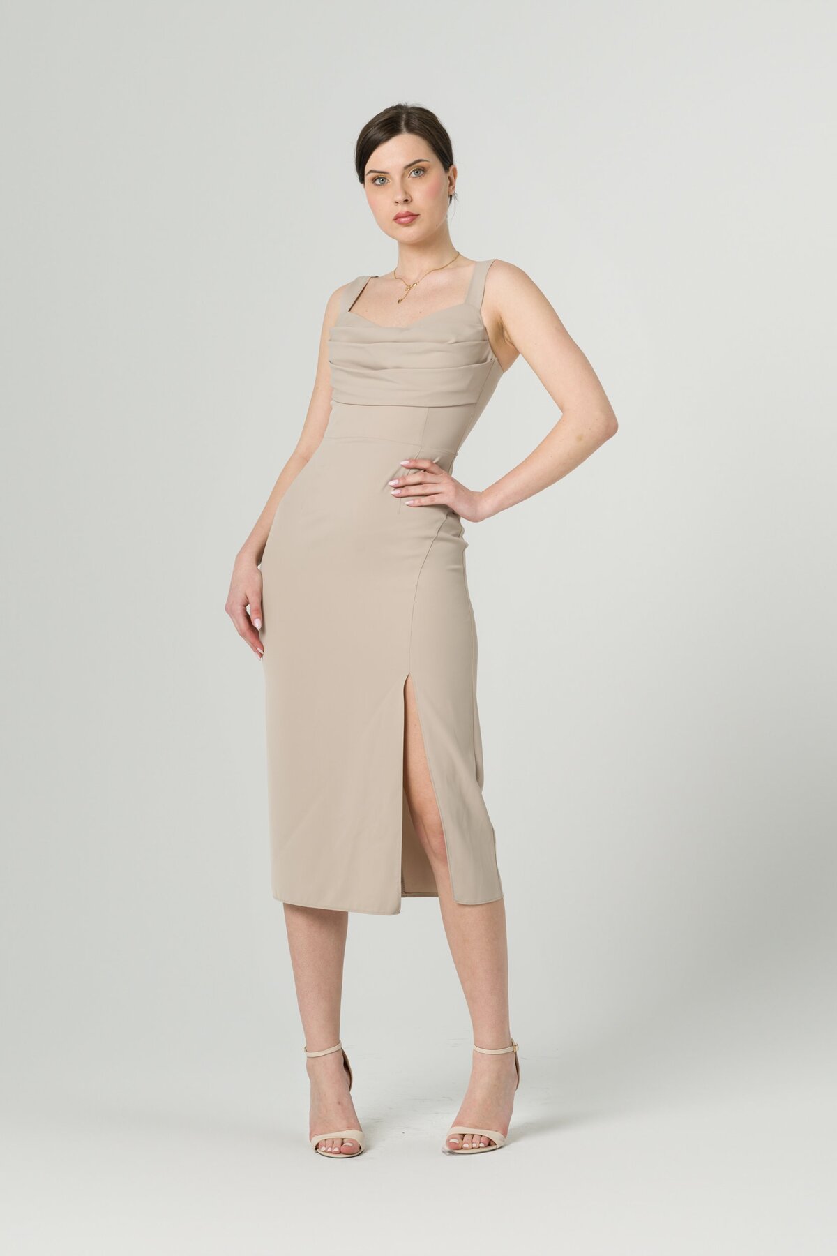 Usainte Taş Rengi Degaje Yaka Yırtmaçlı Abiye Elbise - Fiyatı, Yorumları