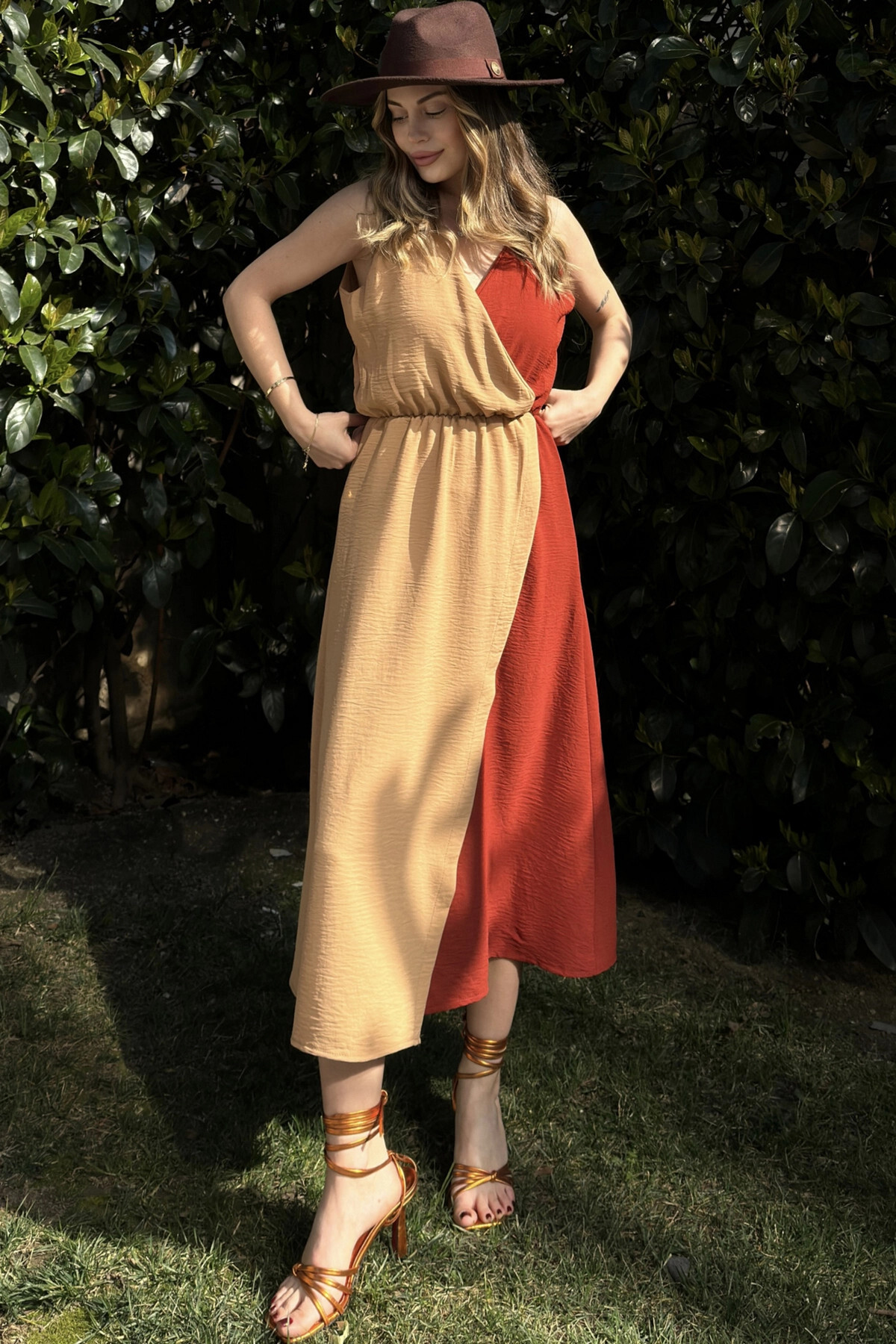 New Laviva Kadın Kiremit & Bej Color Block Kruvaze, Hasır Askı Detaylı ...