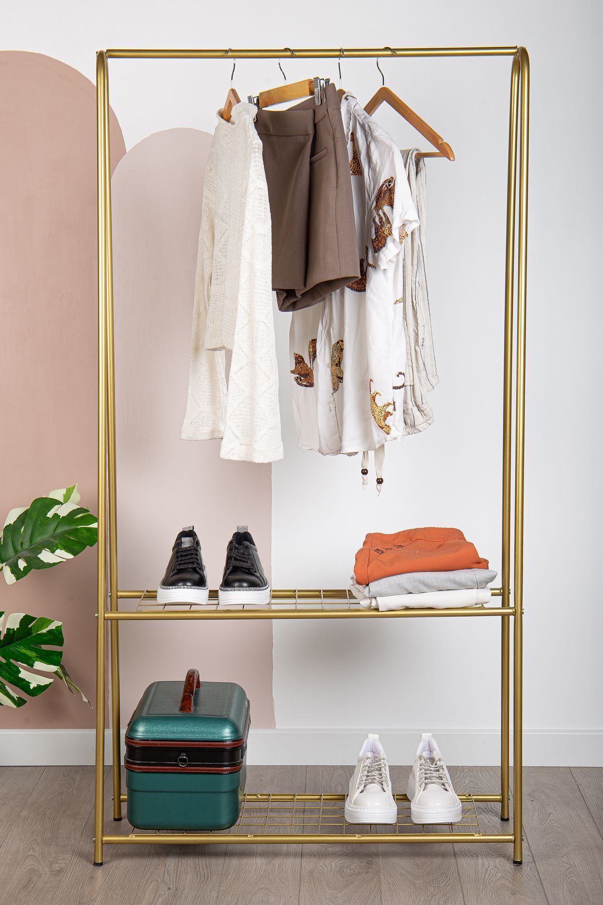 Fec Reklam Gold Raflı Metal Ayaklı Askılık Çift Raflı Gold Ayaklı ...