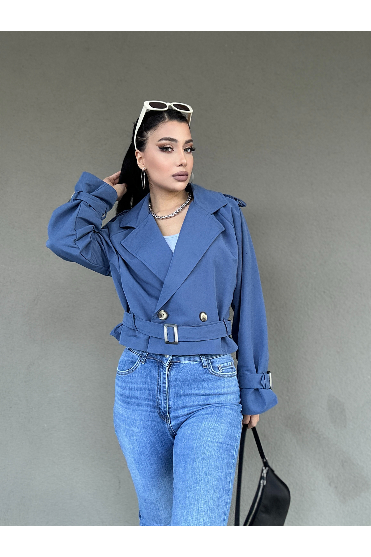 blue ashley Su Geçirmez Oversize Kısa Trençkot Fiyatı, Yorumları - Trendyol