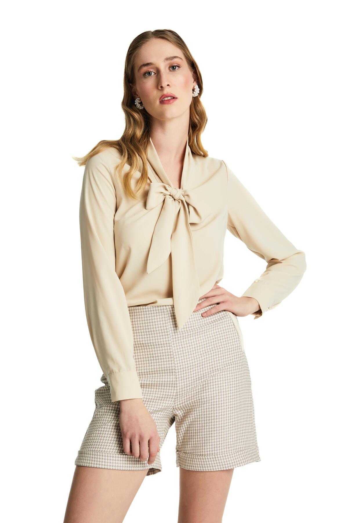 Batik Bej Batik Ekose Şort Fiyatı, Yorumları - Trendyol