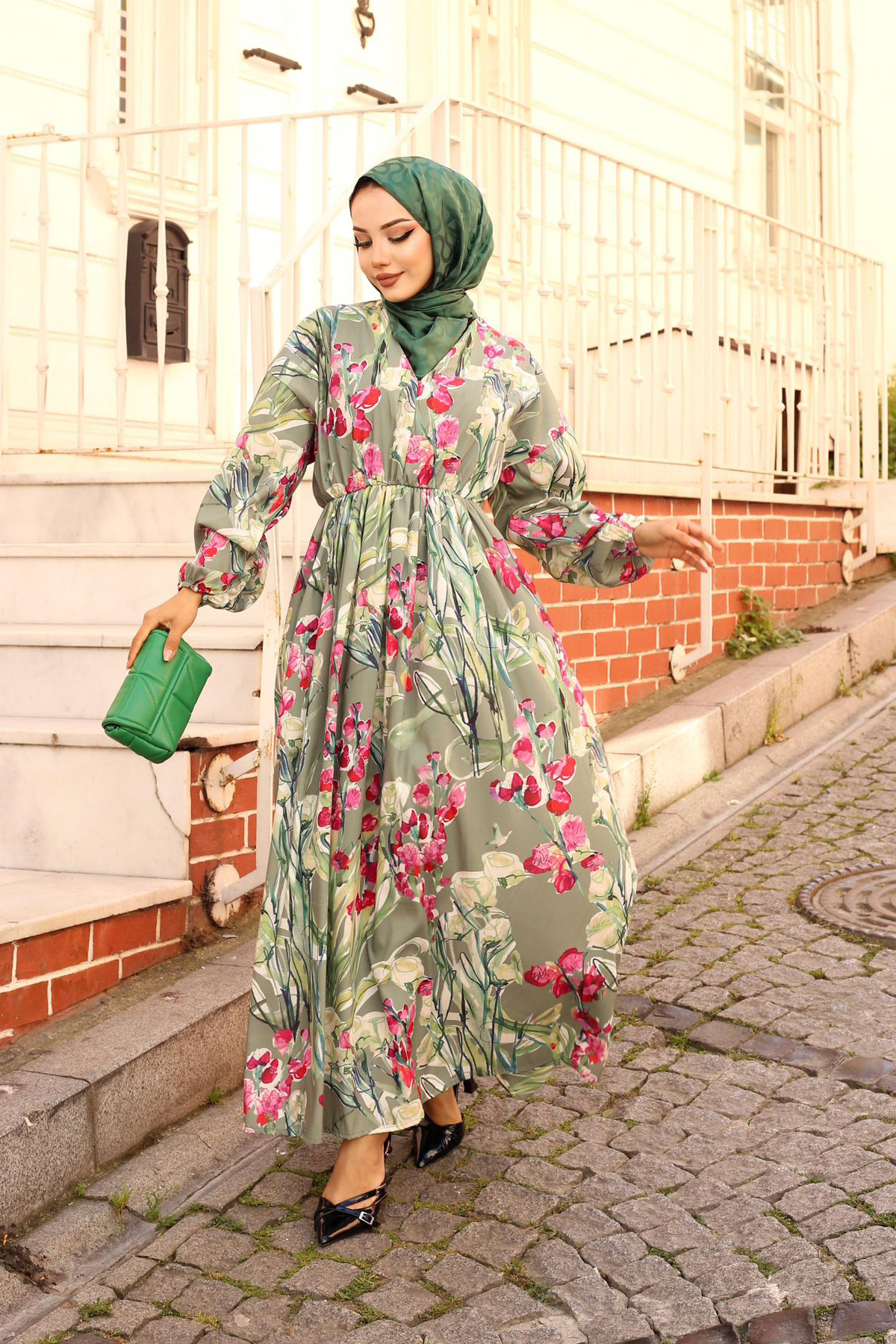 Bold Grup Special Design - Floral Patterned Women's Dress - Trendyol