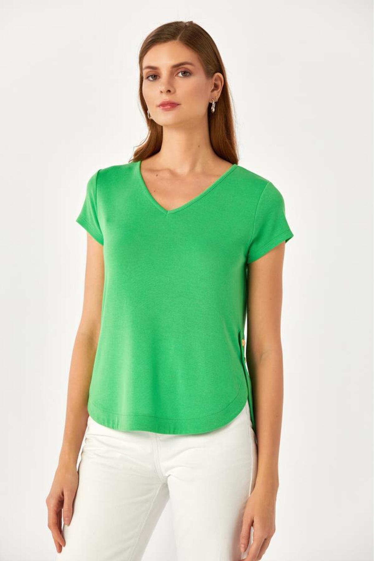 İkiler V Yaka Yanı Ve Kolu Düğmeli Bluz 024-1030 Fiyatı, Yorumları - Trendyol