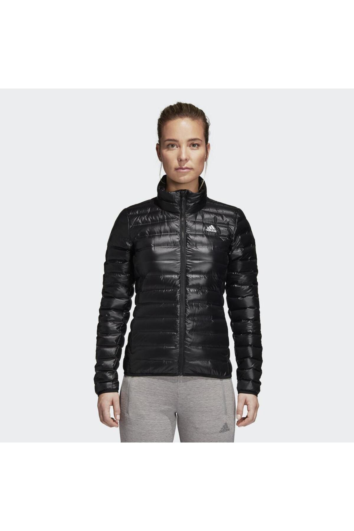 adidas ADİDAS W Varlite J Kadın Mont-BQ1982 Fiyatı, Yorumları - Trendyol