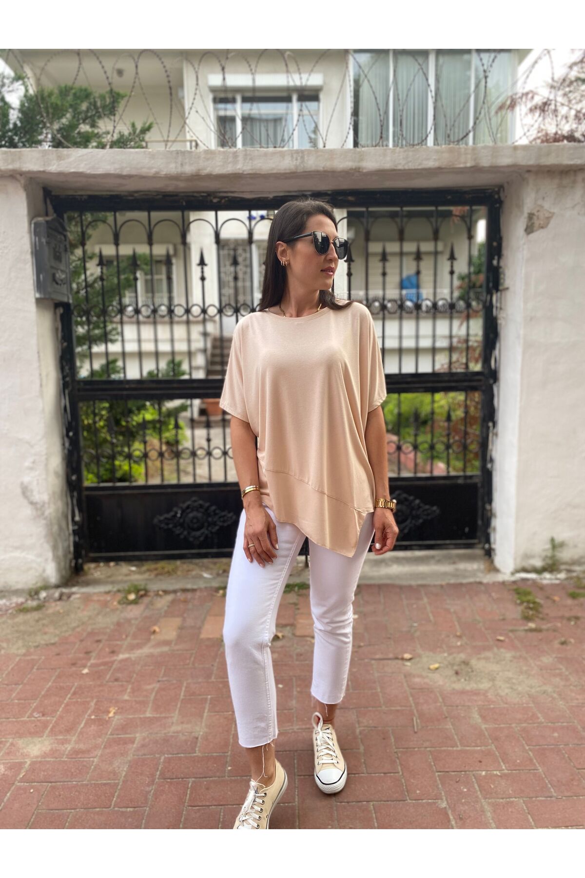 Butik Salaş Model Overseize Kalıp Büyük Beden Uyumlu Asimetrik Kesim ...