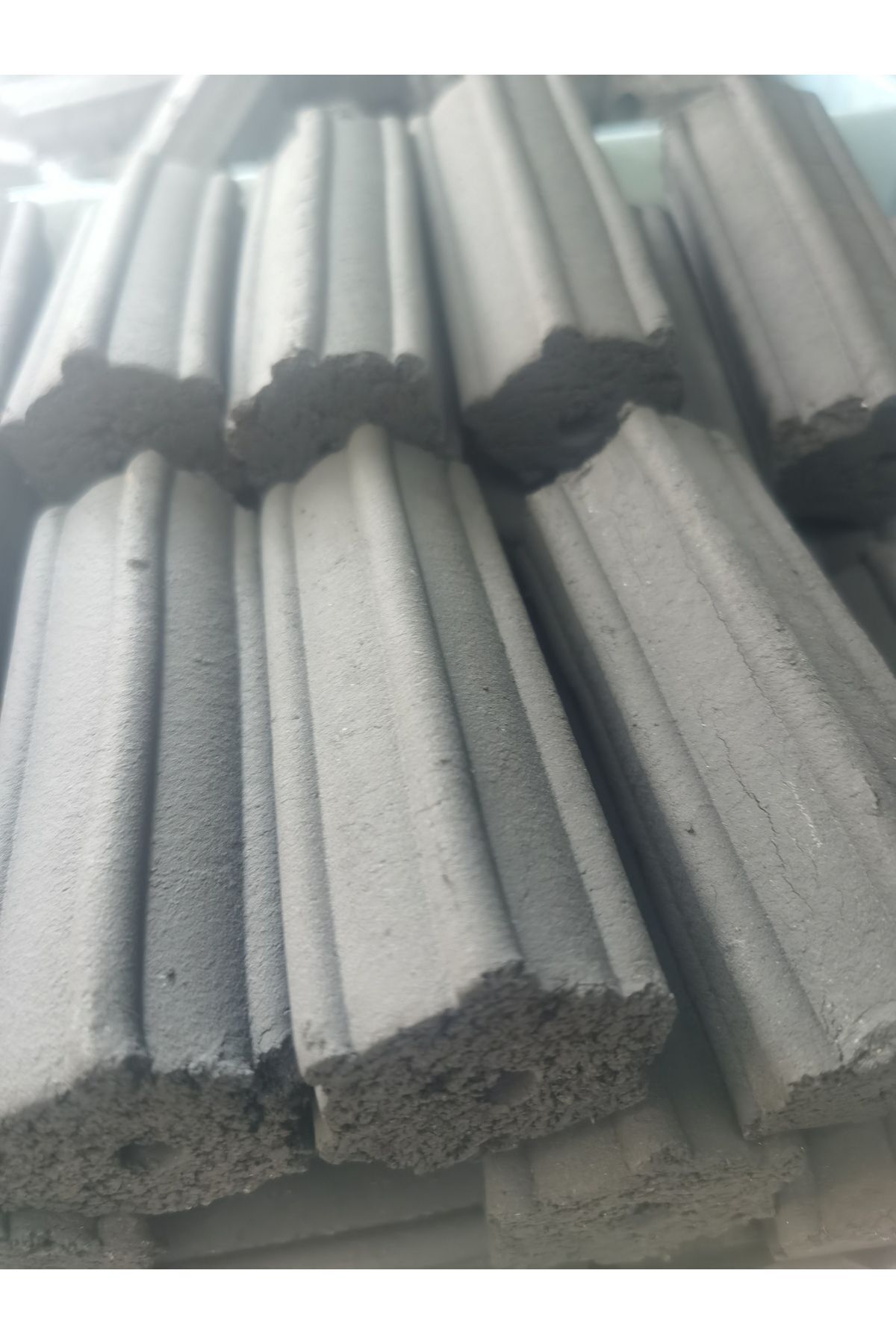 URCAN KÖMÜR Pres Mangal Kömürü Yerli (10 KG) - Fiyatı, Yorumları