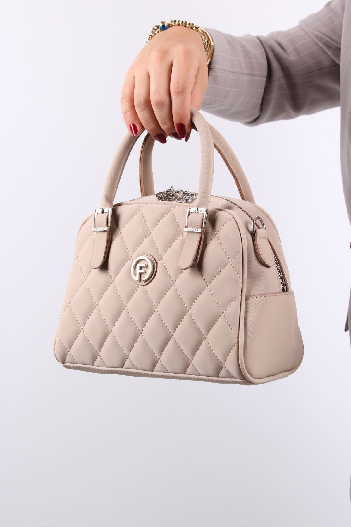 GALB LEATHER Kapitone Desenli Orta Boy Geniş Askılı Günlük Şık Kadın ...