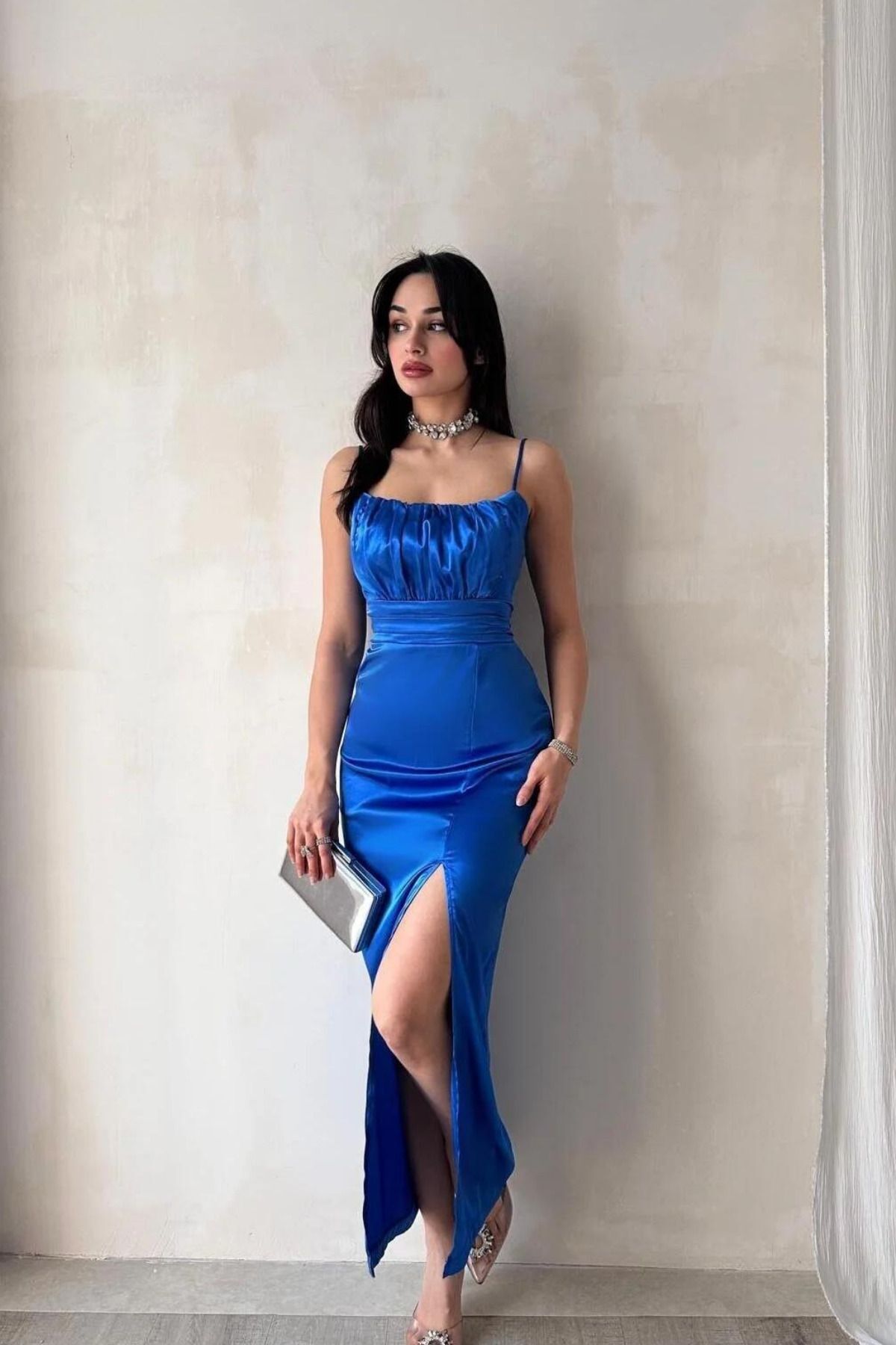 munora butik İnce Askılı Göğüsü Drapeli Saten Lacivert Elbise Fiyatı ...