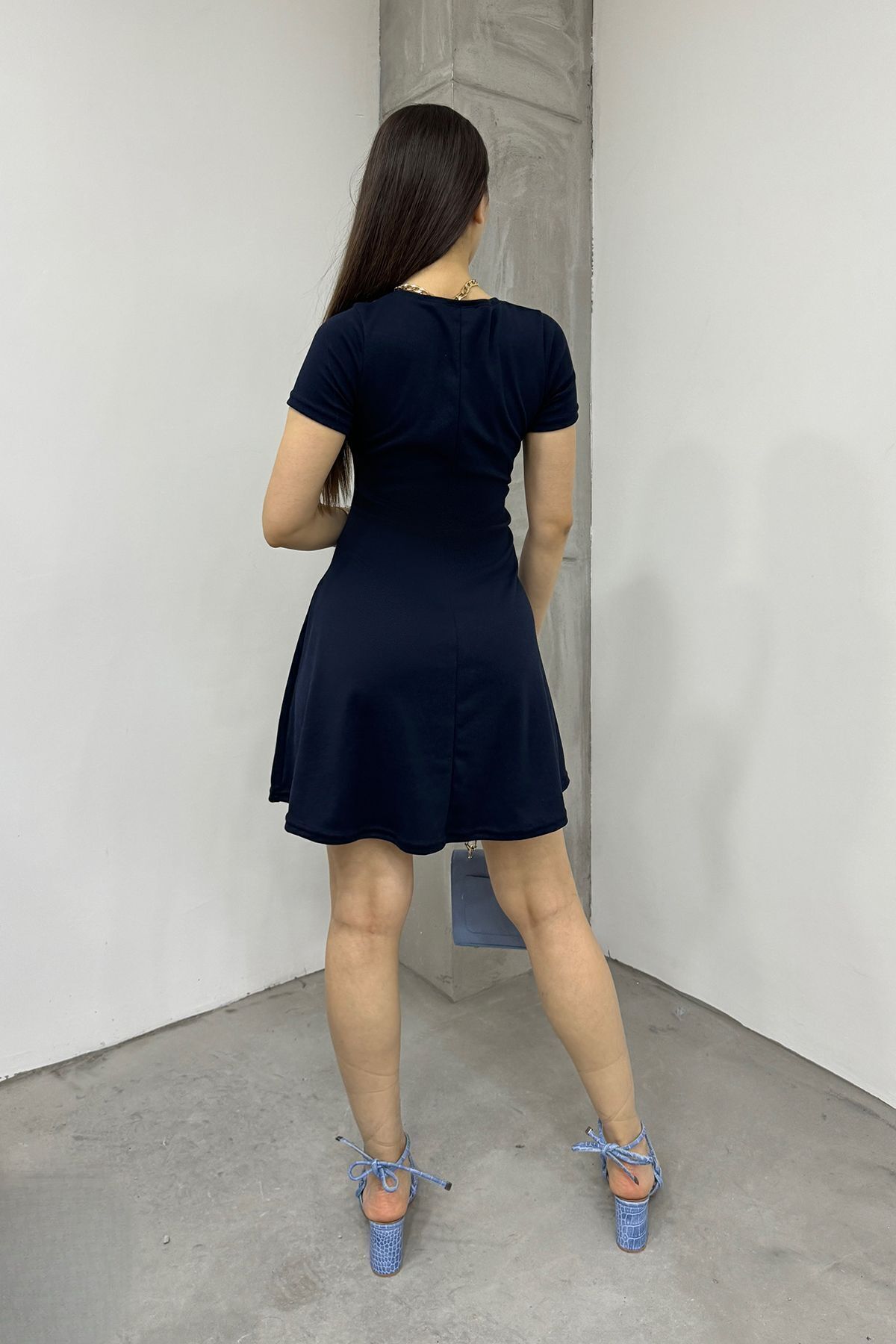 kozzy Kadın Yazlık Regular Fit Mini Basic V Yaka Kısa Kollu Pamuk ...