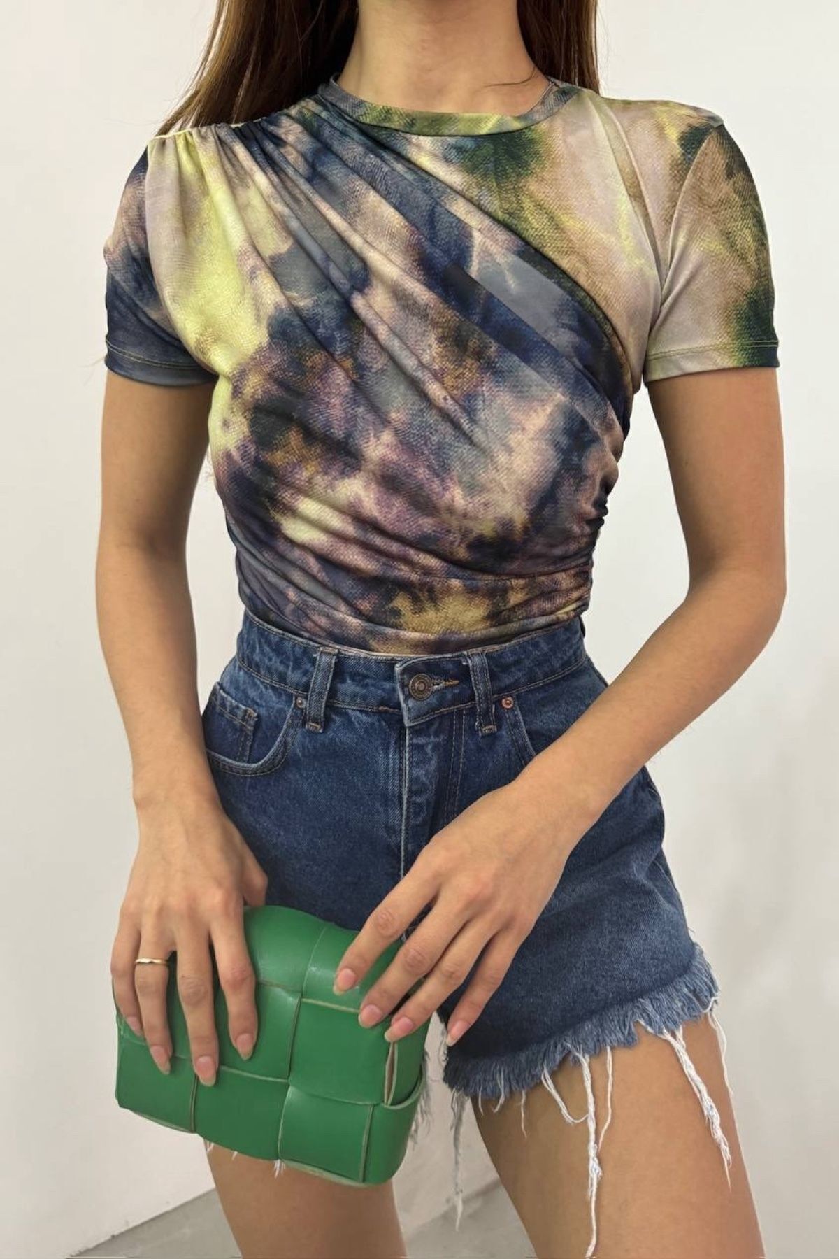 kozzy Kadın Batik Desenli Büzgülü Esnek Sandy Kısa Kol Yazlık Bluz ...