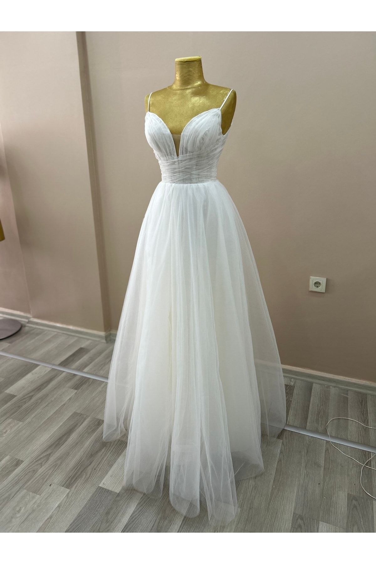 TUĞÇE ÜNVERENLER Helen Model Drapeli Ve Fransız Dantel Kaplama, Askılı ...