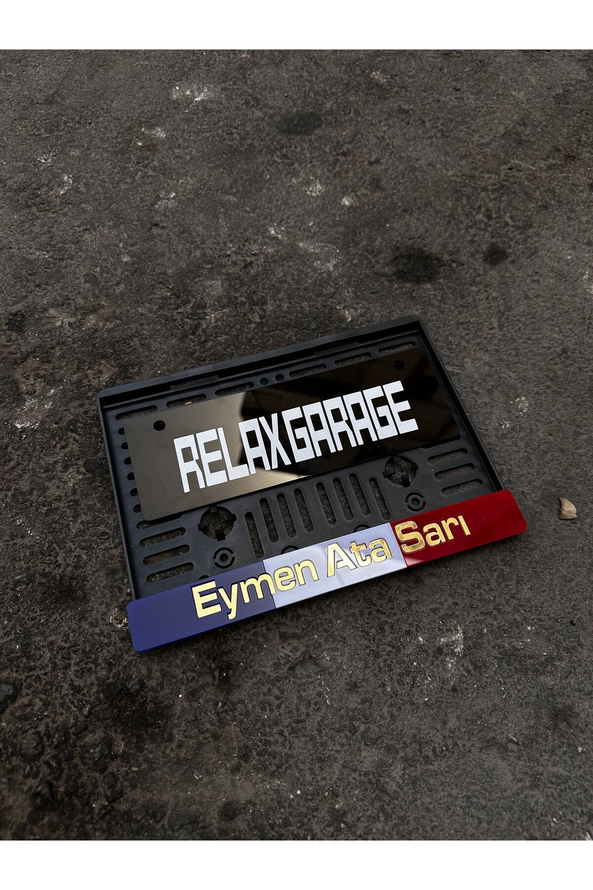 RELAX GARAGE KİŞİYE ÖZEL MOTOR FRANSIZ PLEKSİ PLAKALIK - Fiyatı, Yorumları