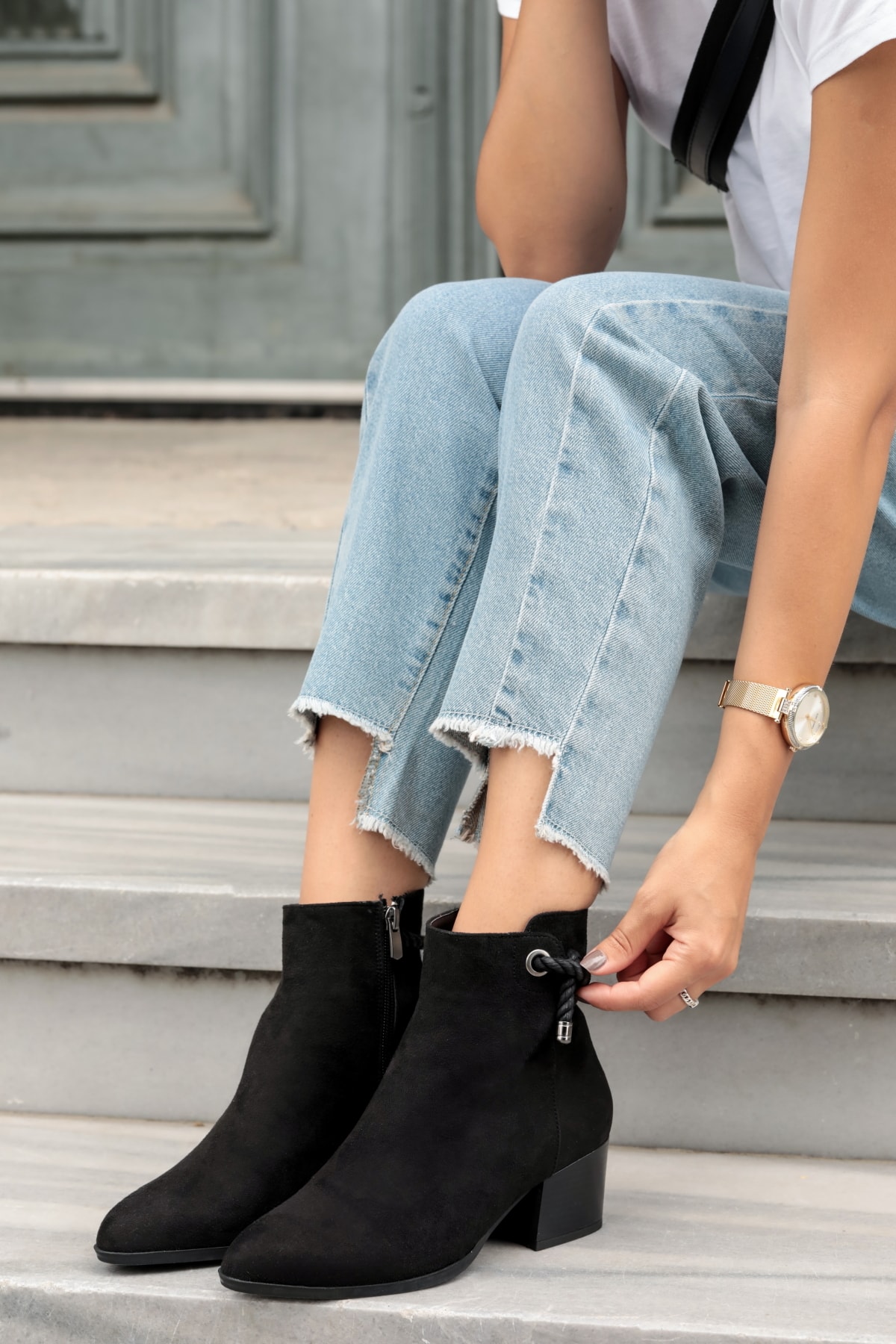 Mio Gusto Siyah Kadın Bot