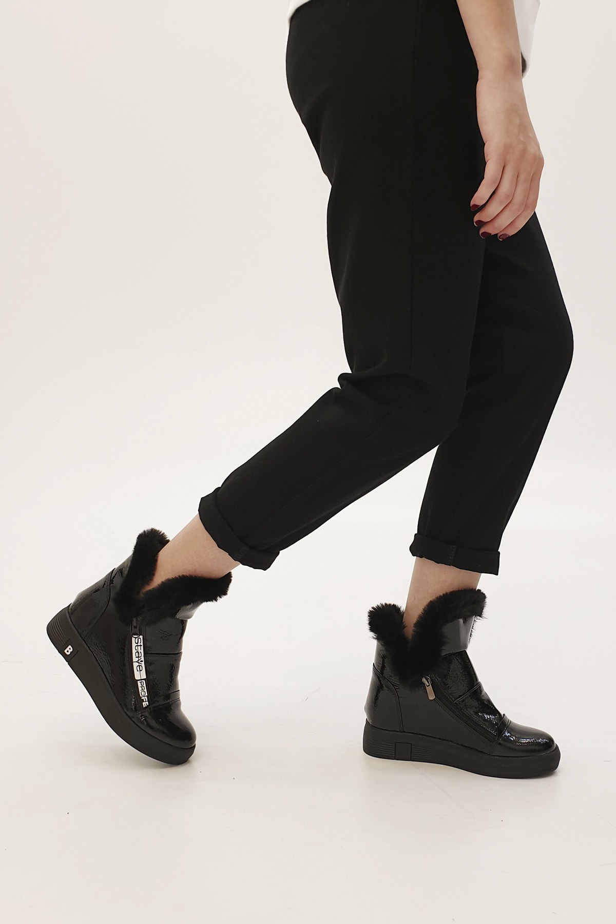 Marjin Kadın Siyah Aceza Dolgu Topuklu Bot