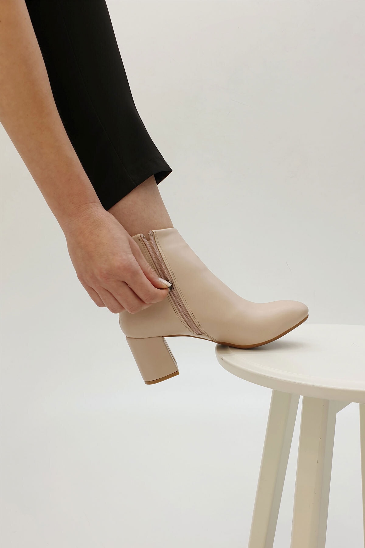 Marjin Kadın Bej Anta Topuklu Bot