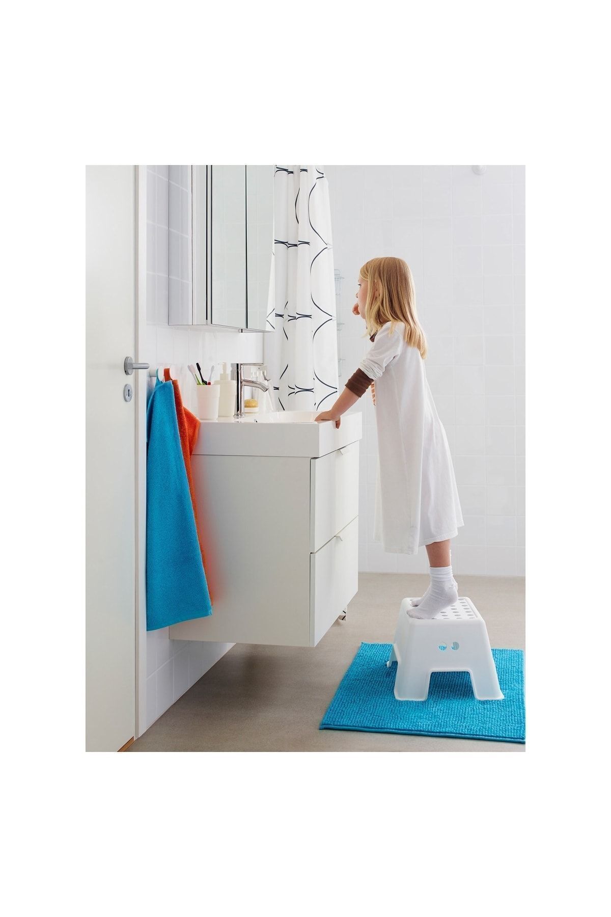 IKEA Tabure Basamak Kaymaz Taban 44x35x25cm Maks. Yük: 100 Kg Beyaz ...