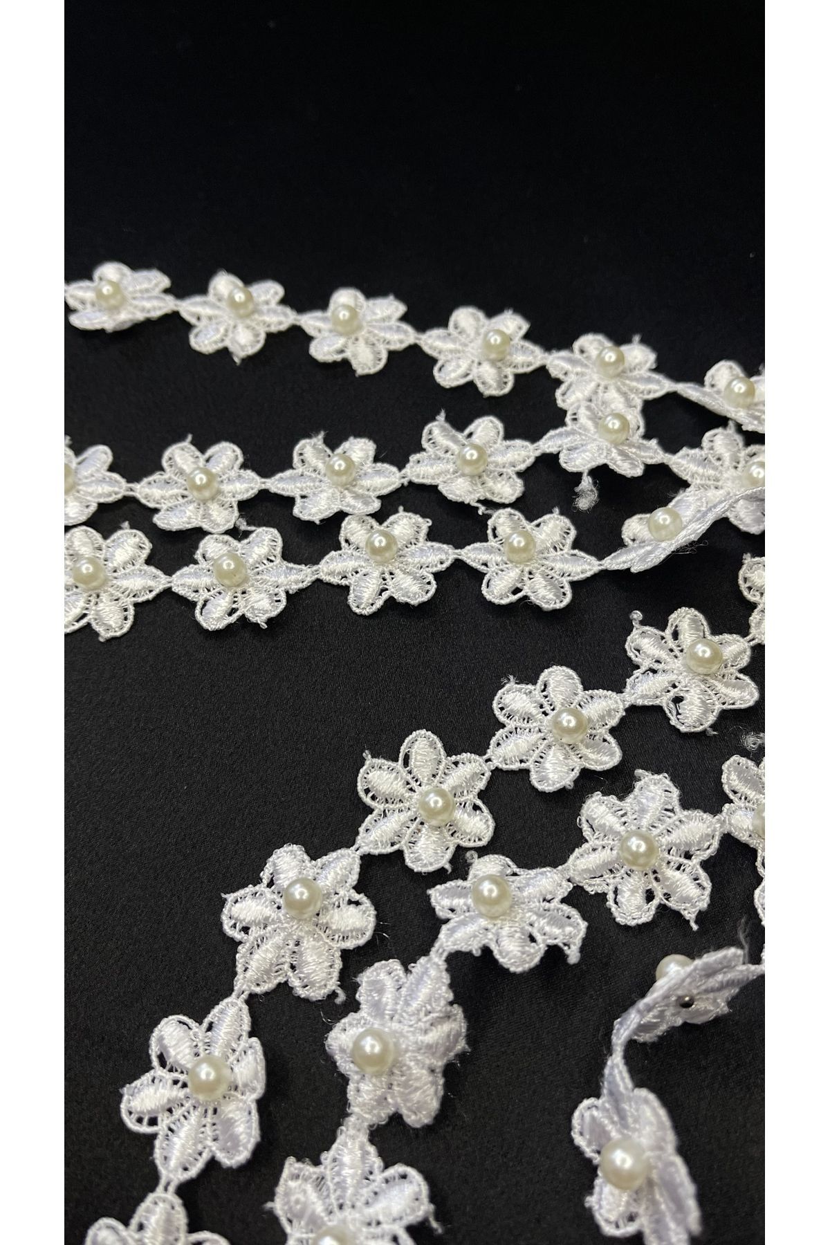 Ozpas Şerit Çiçek Beyaz Boncuklu 2 Cm En 3mt. - Fiyatı, Yorumları