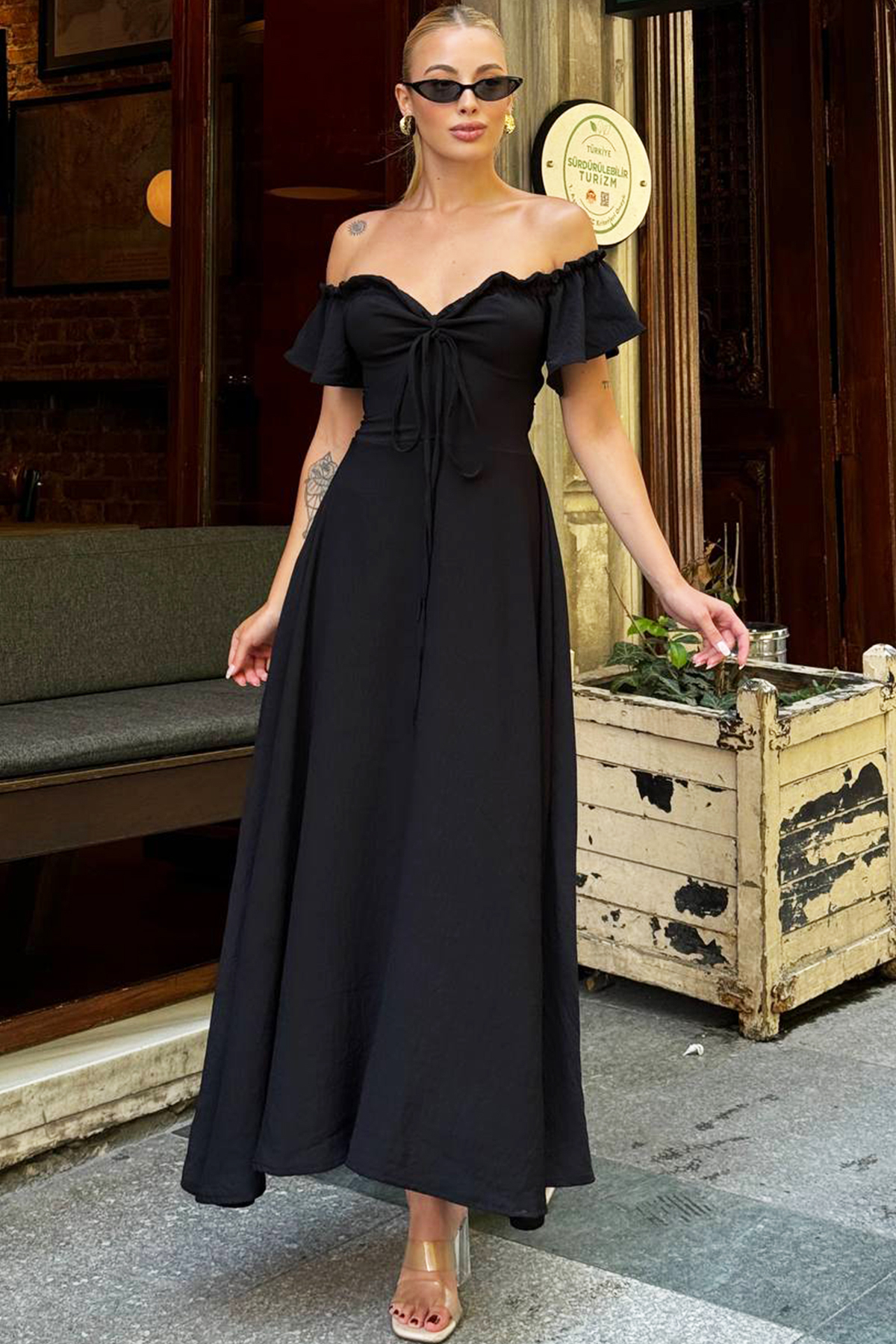 VAGGON Kadın Siyah Önü Bağlamalı Madonna Yaka Sırt Detaylı Maxi Boy Elbise Prm1024 Fiyatı ...