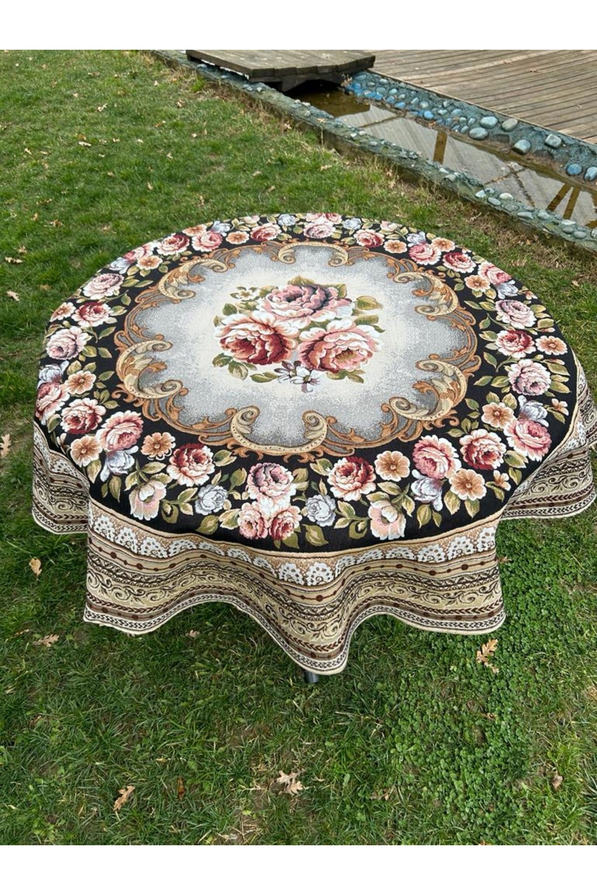 Home Çiçek Desenli Zarif ve Dekoratif Masa Örtüsü - İç ve Dış Mekan ...