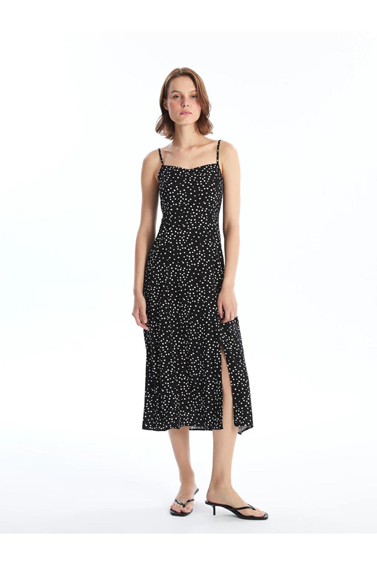 LC Waikiki LCW Vision Kalp Yaka Puantiyeli Askılı Kadın Elbise - Fiyatı ...