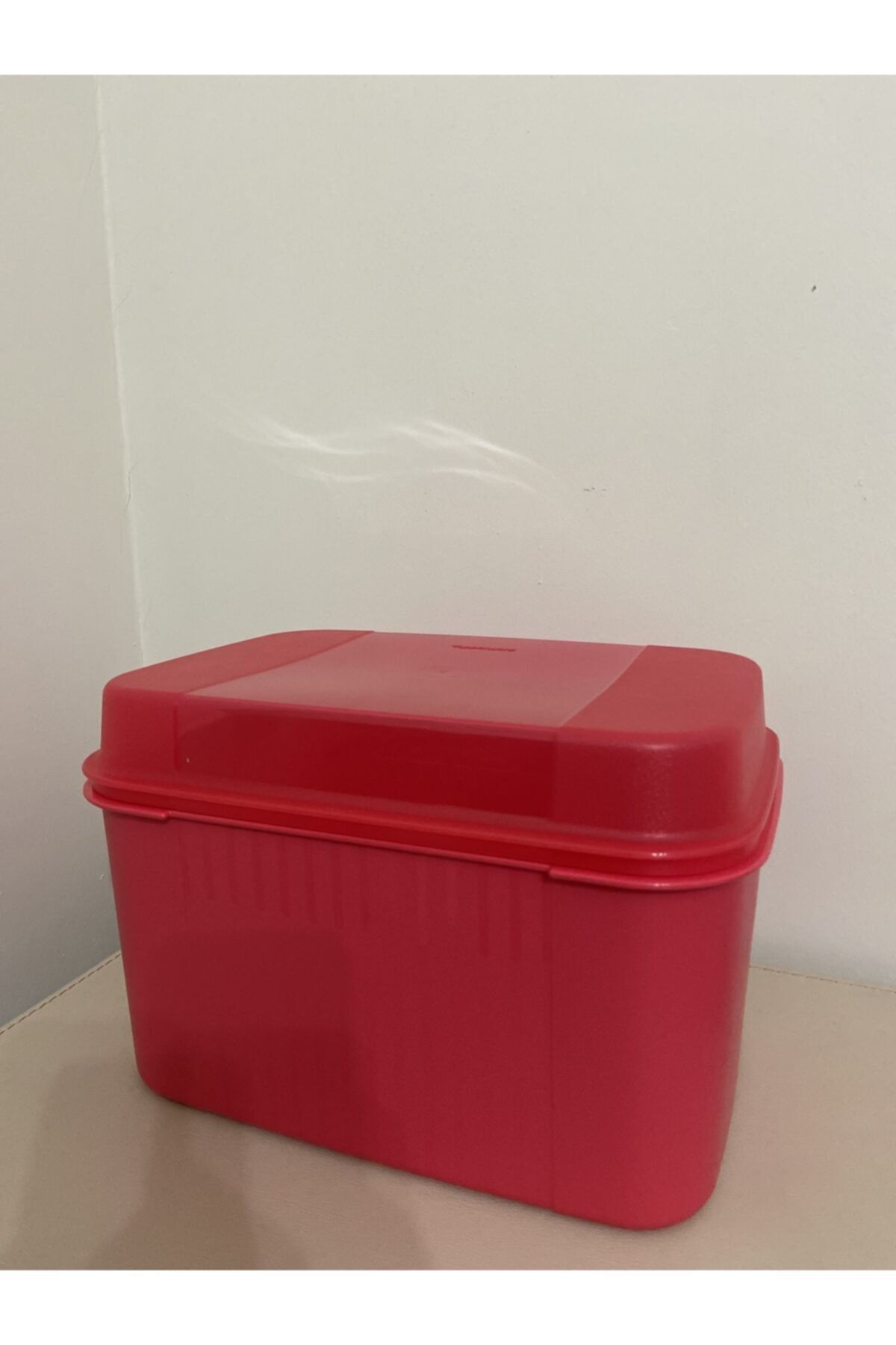 Tupperware Mega Kutu 7,3 Lt Kırmızı Fiyatı, Yorumları - Trendyol