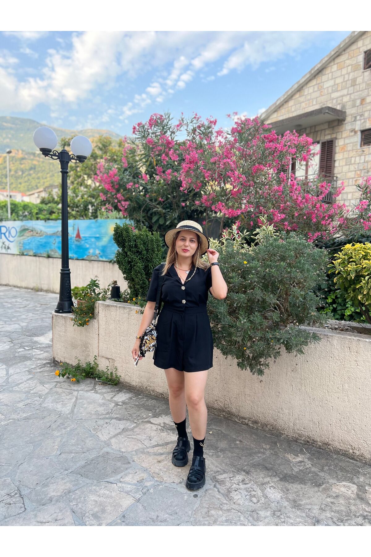 Kinzi Short Sleeve Black Shorts Jumpsuit- Trendyol