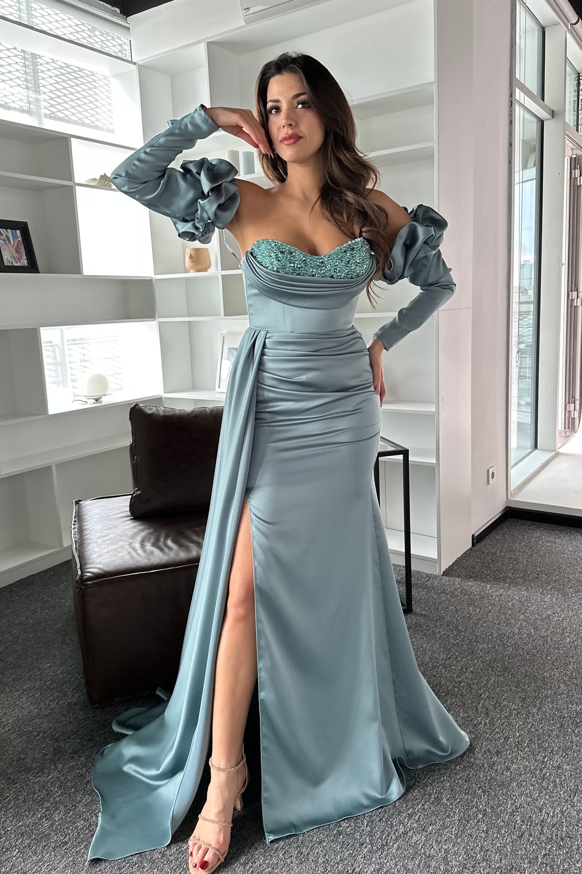 İyem Abiye Göğüs Taş Ve Seyyar Kol Detay Allerli Saten Tasarım Abiye Elbise - Fiyatı, Yorumları