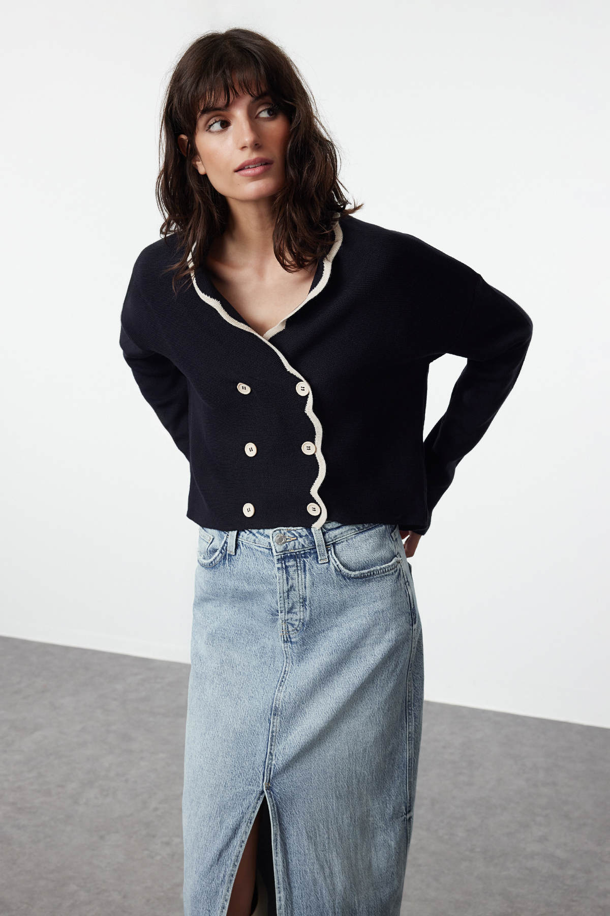 Trendyol Collection Cardigan din tricot dublu cu bloc de culoare ...