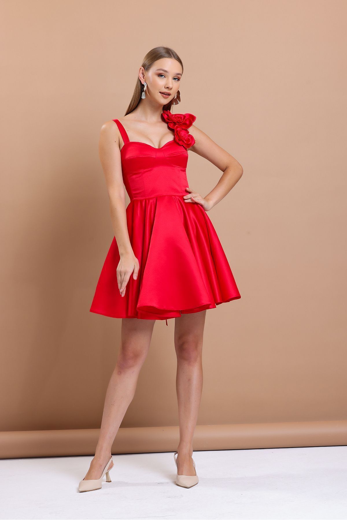 Tangül&Ali'S Moda Evi Askılı Kırmızı Mini Elbise - Fiyatı, Yorumları