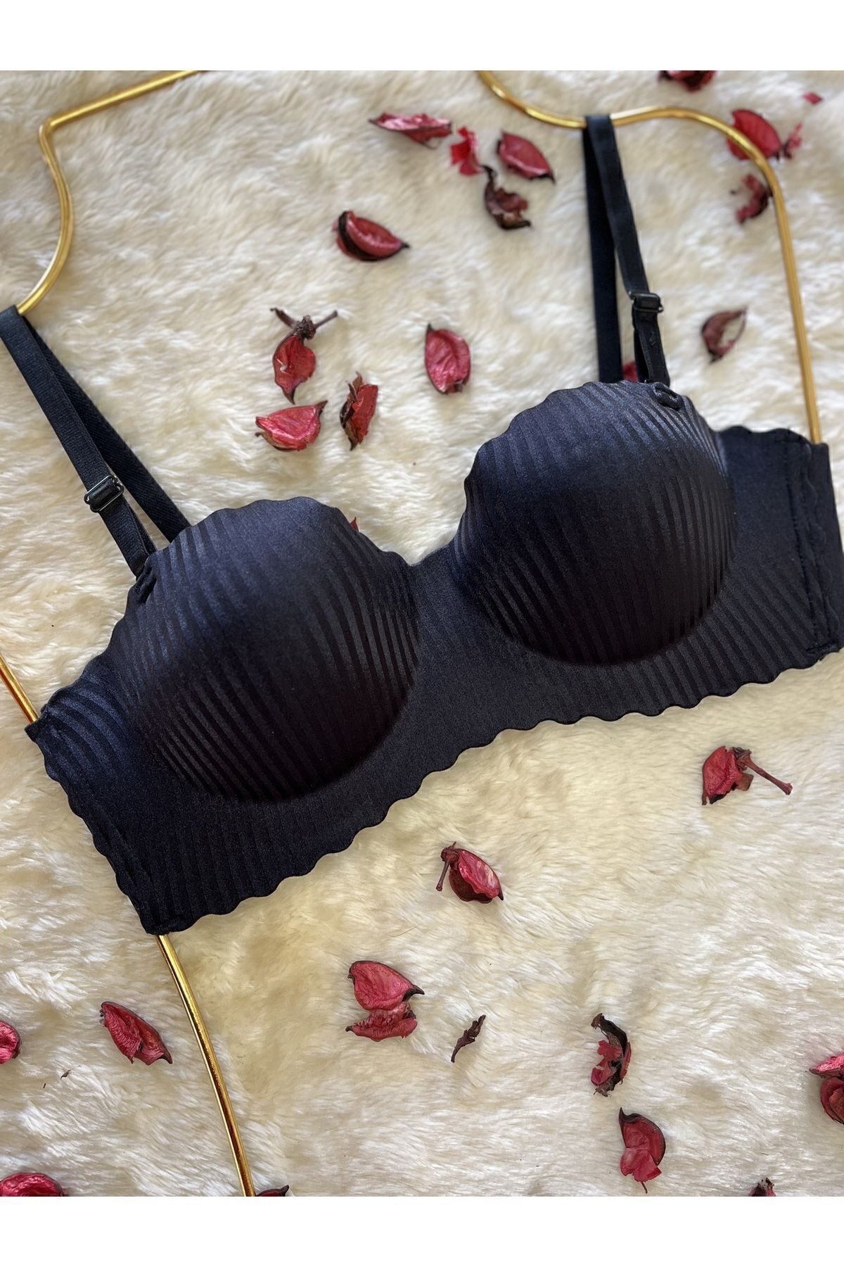 Lunary Lazer Kesim Destekli Dikişsiz Siyah Sütyen - Kadın Iç Giyim ...