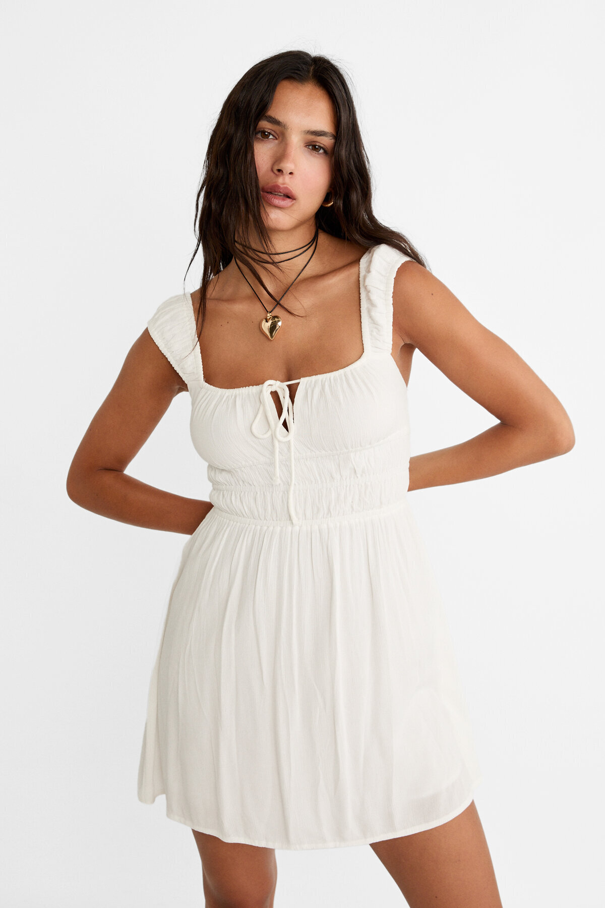 Stradivarius Elastik detaylı kısa krepe elbiseFiyatı, Yorumları - Trendyol