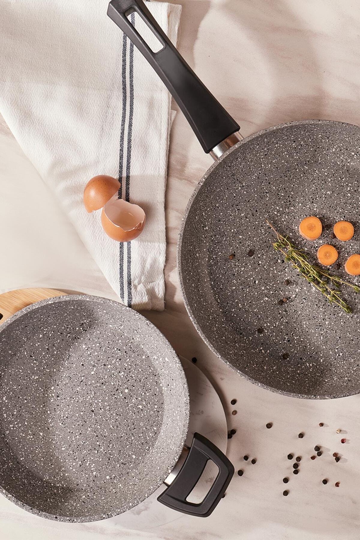 Karaca Gris Bio Granit Tava ve Sahan Seti Yorumları, Fiyatı - Trendyol