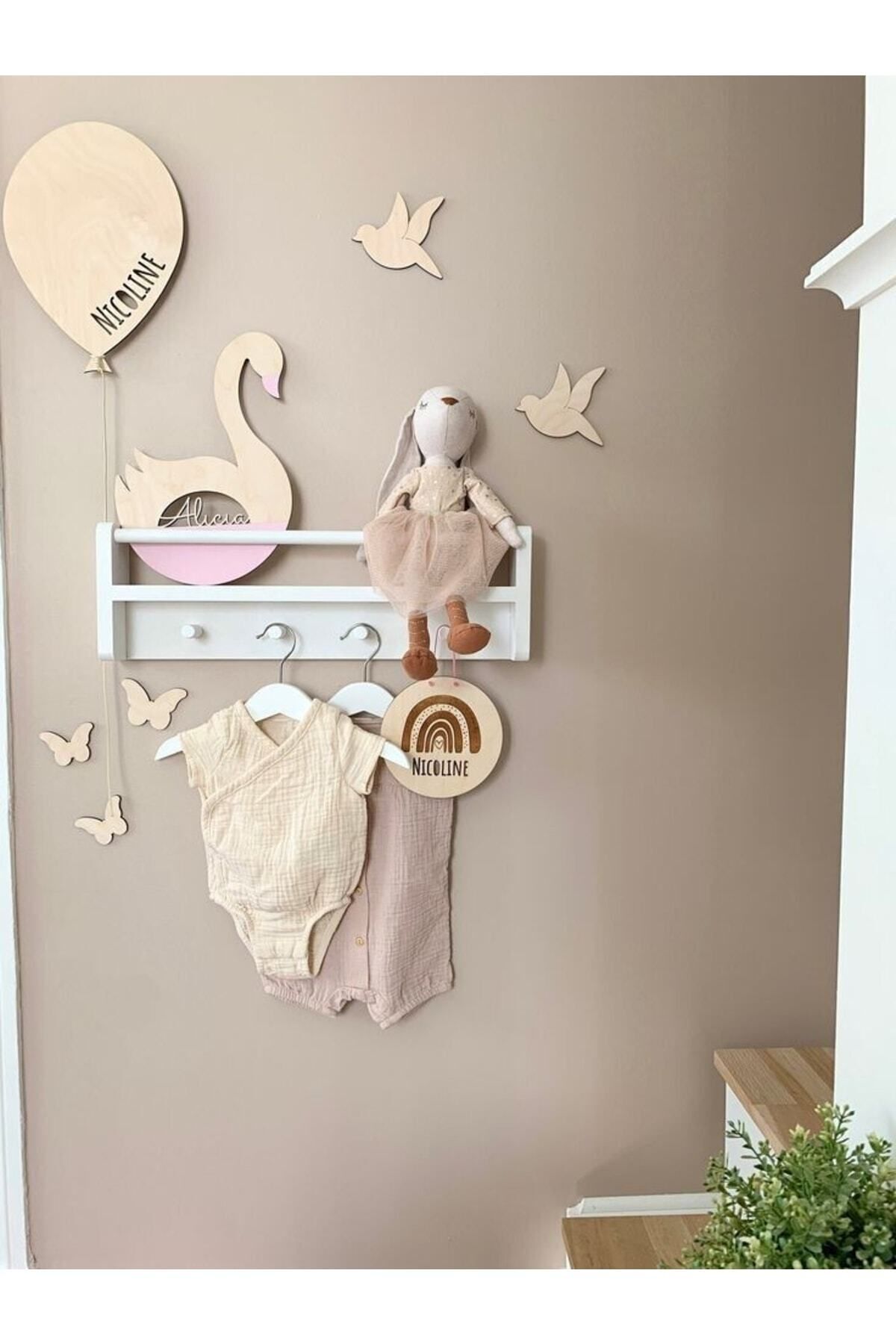 EMTA 50 Cm Beyaz Yuvarlak Çıtalı Ahşap Raf Askılık Montessori Çocuk ...