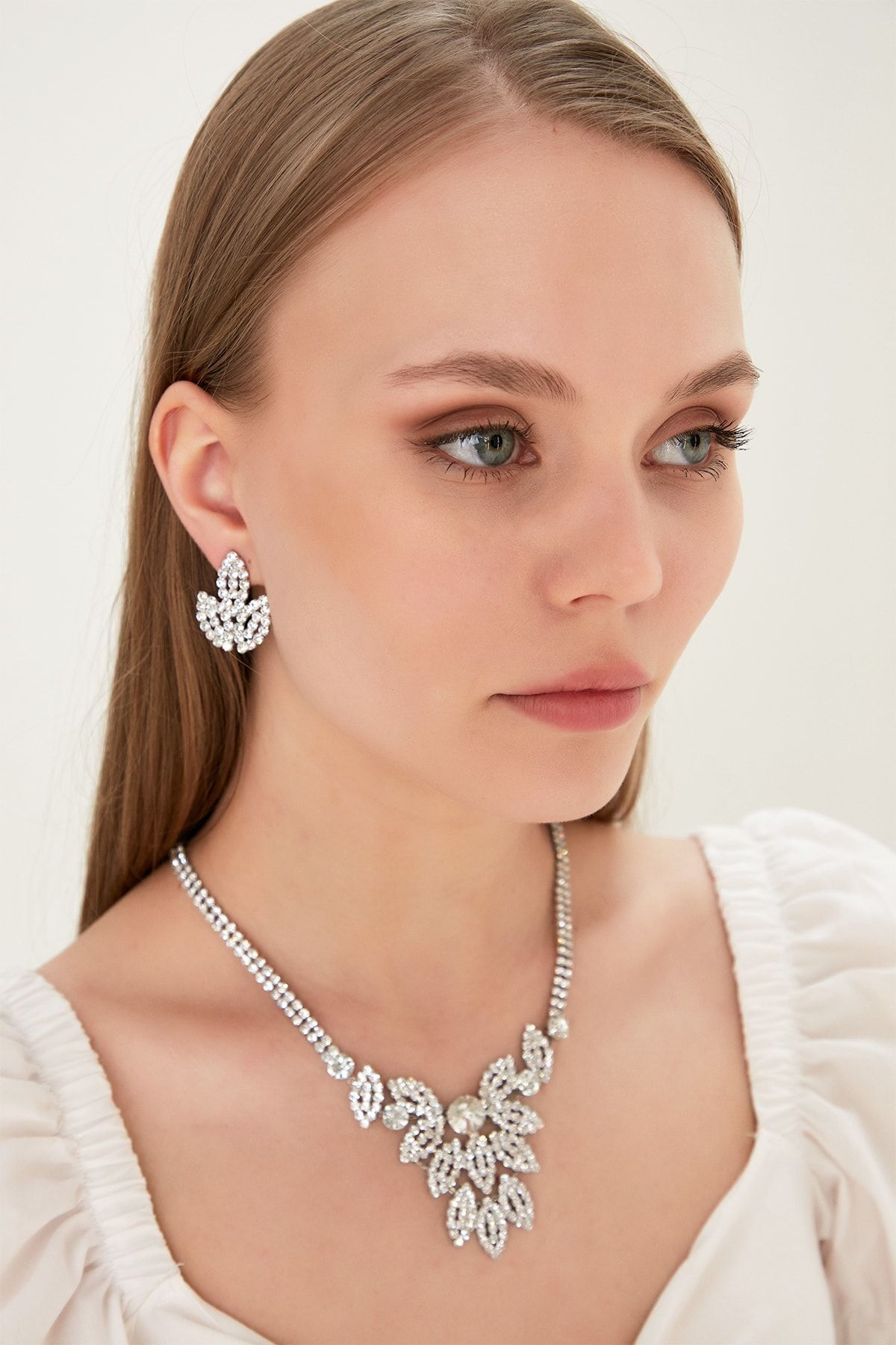 Furtek Aksesuar Kadın Reina Model Kristal Zirkon Taşlı Gümüş Su Yolu ...