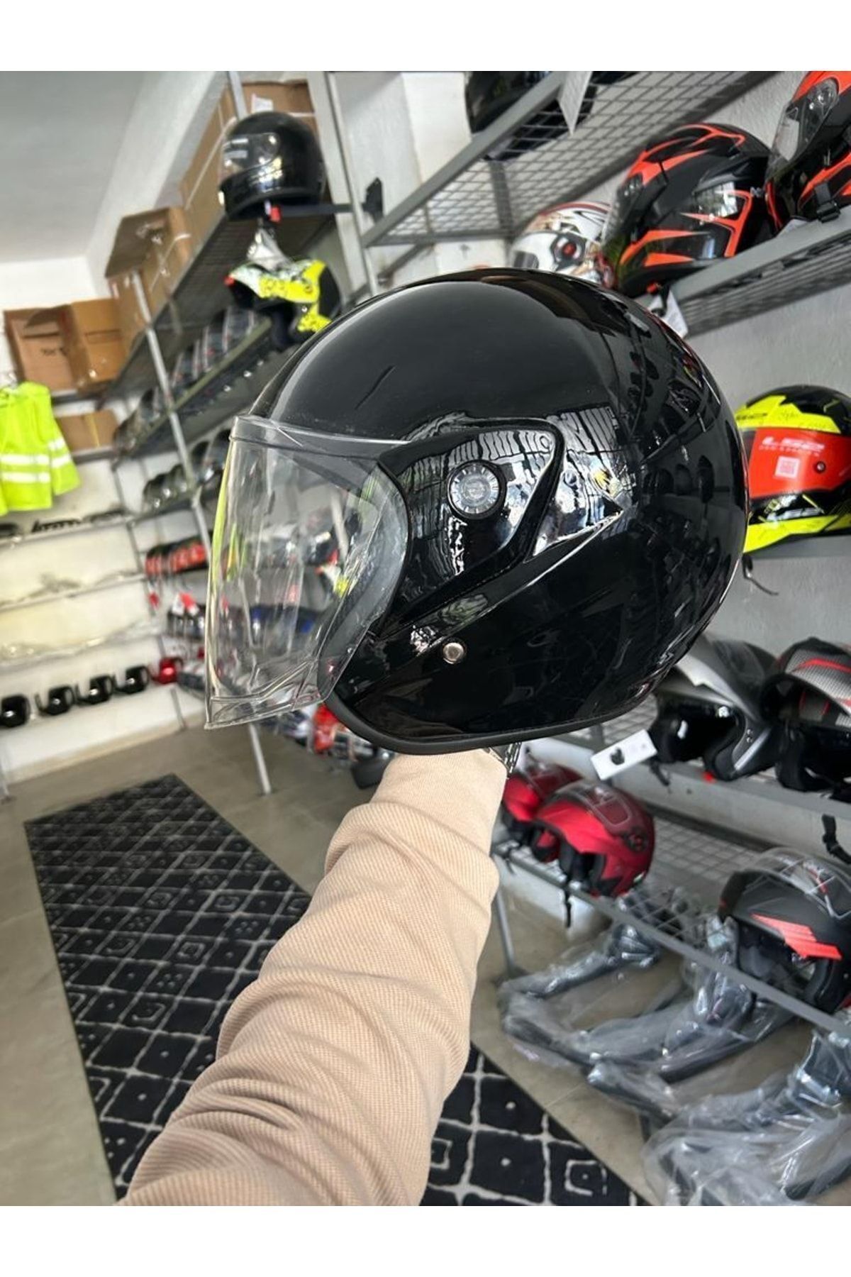 Uygun Motor Kask Yarım Yazlık Motosiklet Kaskı Açık Kask Parlak Siyah A ...