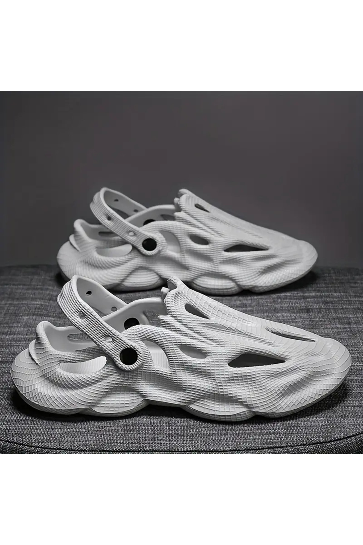 DANİSKA DELİKLİ TASARIM SANDALET AYAKKABI TERLİK Fiyatı, Yorumları - Trendyol