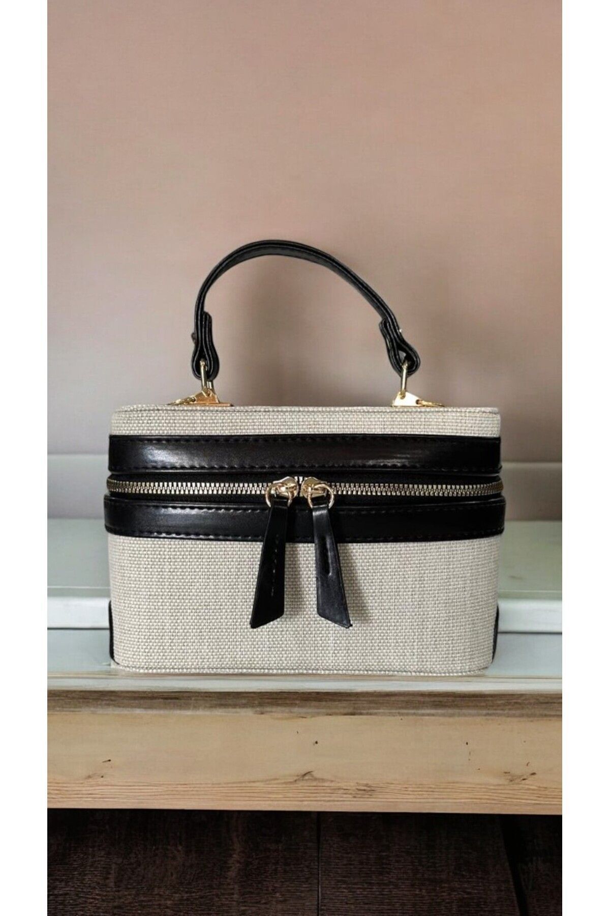 Les Crioch Kadın Siyah Hasır Şık Sert Kutu El ve Omuz Çantası Fiyatı ...