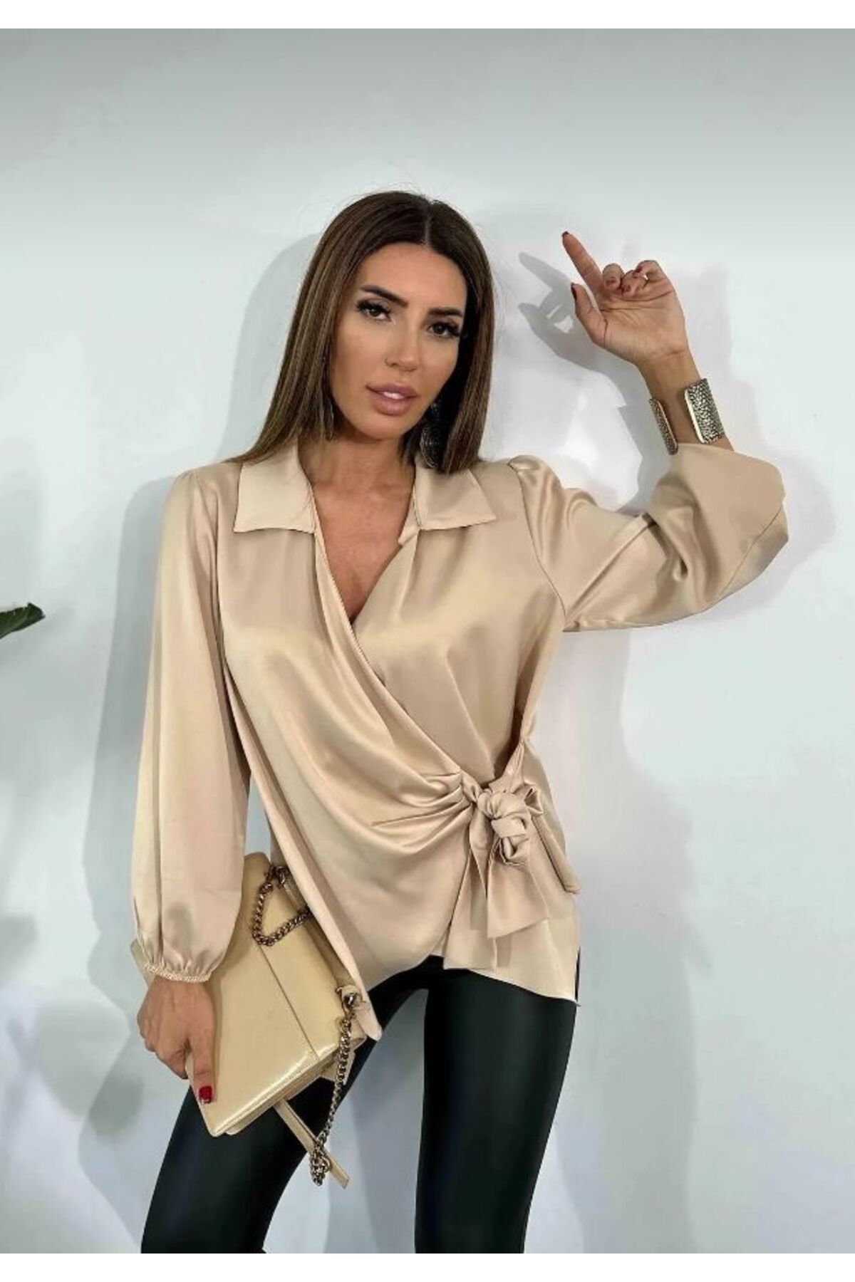 binoi butik kruvaze yaka bağlamalı saten bluz Fiyatı, Yorumları - Trendyol